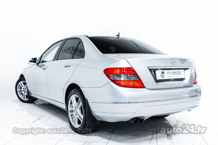 Grey Mercedes-Benz C-Class 2010 in Tallinn, with an engine capacity of 1.80 L and mileage of 146 thousand km for 5990 €, photo 7 on AUTOMOTO.COM.LV