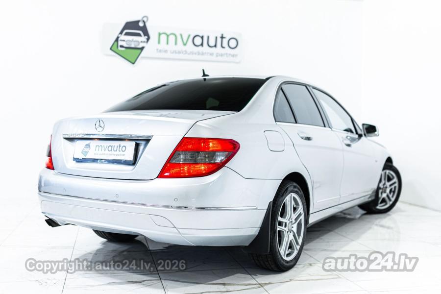 Grey Mercedes-Benz C-Class 2010 in Tallinn, with an engine capacity of 1.80 L and mileage of 146 thousand km for 5990 €, photo 9 on AUTOMOTO.COM.LV