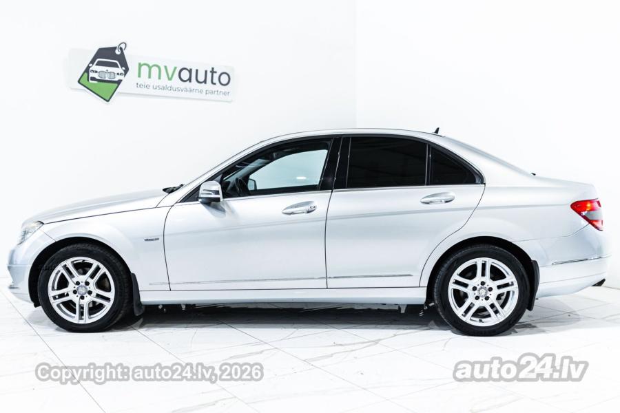 Grey Mercedes-Benz C-Class 2010 in Tallinn, with an engine capacity of 1.80 L and mileage of 146 thousand km for 5990 €, photo 10 on AUTOMOTO.COM.LV