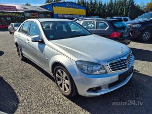 Pelēks Mercedes-Benz C-Class 2010 Tartu, ar dzinēja tilpumu 2.00 L un nobraukumu 184 tūkst. km par 6290 €, foto  vietnē AUTOMOTO.COM.LV
