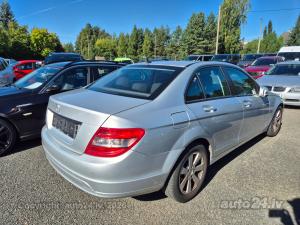 Pelēks Mercedes-Benz C-Class 2010 Tartu, ar dzinēja tilpumu 2.00 L un nobraukumu 184 tūkst. km par 6290 €, foto 4 vietnē AUTOMOTO.COM.LV