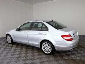 Grey Mercedes-Benz C-Class 2011 in Tallinn, with an engine capacity of 2.10 L and mileage of 258 thousand km for 3999 €, photo 4 on AUTOMOTO.COM.LV