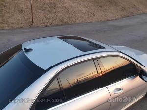 Pelēks Mercedes-Benz C-Class 2011 Tallina, ar dzinēja tilpumu 6.20 L un nobraukumu 196 tūkst. km par 22900 €, foto 10 vietnē AUTOMOTO.COM.LV