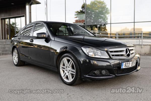 Grey Mercedes-Benz C-Class 2012 in Tallinn, with an engine capacity of 2.10 L and mileage of 335 thousand km for 5999 €, photo 1 on AUTOMOTO.COM.LV