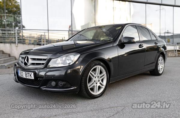 Grey Mercedes-Benz C-Class 2012 in Tallinn, with an engine capacity of 2.10 L and mileage of 335 thousand km for 5999 €, photo 3 on AUTOMOTO.COM.LV