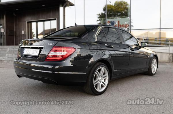 Grey Mercedes-Benz C-Class 2012 in Tallinn, with an engine capacity of 2.10 L and mileage of 335 thousand km for 5999 €, photo 4 on AUTOMOTO.COM.LV