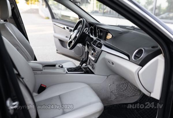 Grey Mercedes-Benz C-Class 2012 in Tallinn, with an engine capacity of 2.10 L and mileage of 335 thousand km for 5999 €, photo 7 on AUTOMOTO.COM.LV