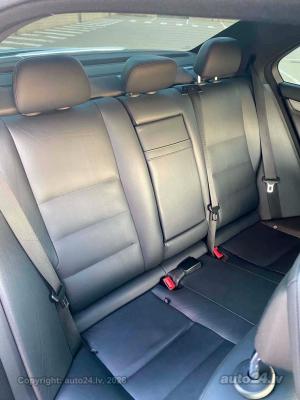 Pelēks Mercedes-Benz C-Class 2013 Tallina, ar dzinēja tilpumu 3.00 L un nobraukumu 183 tūkst. km par 15900 €, foto 9 vietnē AUTOMOTO.COM.LV