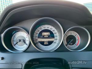 Pelēks Mercedes-Benz C-Class 2013 Tallina, ar dzinēja tilpumu 3.00 L un nobraukumu 183 tūkst. km par 15900 €, foto 11 vietnē AUTOMOTO.COM.LV