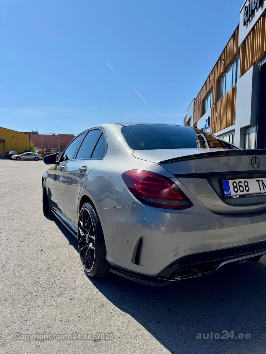 Pelēks Mercedes-Benz C-Class 2014 Tallina, ar dzinēja tilpumu 2.10 L un nobraukumu 280 tūkst. km par 15900 €, foto 7 vietnē AUTOMOTO.COM.LV