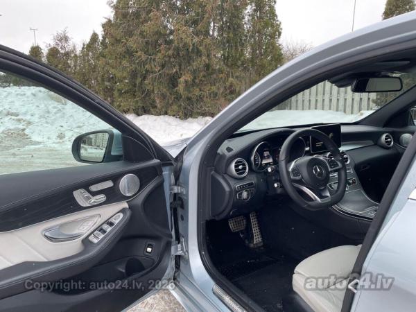Grey Mercedes-Benz C-Class 2014 in Tallinn, with an engine capacity of 2.10 L and mileage of 223 thousand km for 14500 €, photo 7 on AUTOMOTO.COM.LV