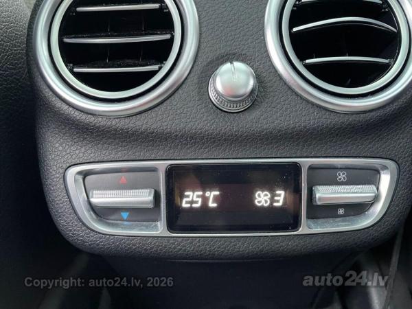 Grey Mercedes-Benz C-Class 2014 in Tallinn, with an engine capacity of 2.10 L and mileage of 223 thousand km for 14500 €, photo 11 on AUTOMOTO.COM.LV