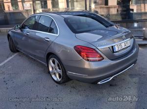 Pelēks Mercedes-Benz C-Class 2014 Tallina, ar dzinēja tilpumu 2.00 L un nobraukumu 165 tūkst. km par 14990 €, foto 5 vietnē AUTOMOTO.COM.LV