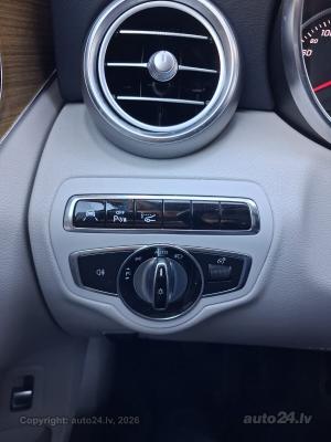 Pelēks Mercedes-Benz C-Class 2014 Tallina, ar dzinēja tilpumu 2.00 L un nobraukumu 165 tūkst. km par 14990 €, foto 10 vietnē AUTOMOTO.COM.LV