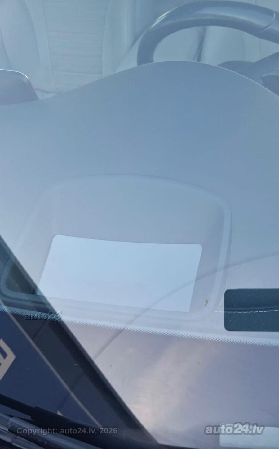 Pelēks Mercedes-Benz C-Class 2014 Tallina, ar dzinēja tilpumu 2.00 L un nobraukumu 165 tūkst. km par 14990 €, foto 11 vietnē AUTOMOTO.COM.LV