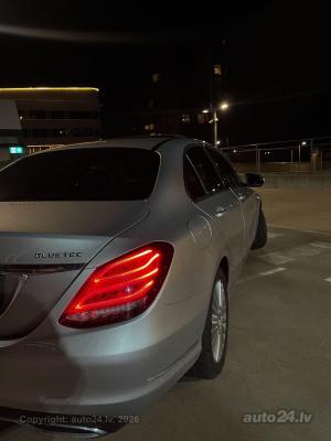 Pelēks Mercedes-Benz C-Class 2015 Tallina, ar dzinēja tilpumu 2.10 L un nobraukumu 170 tūkst. km par 15500 €, foto 2 vietnē AUTOMOTO.COM.LV