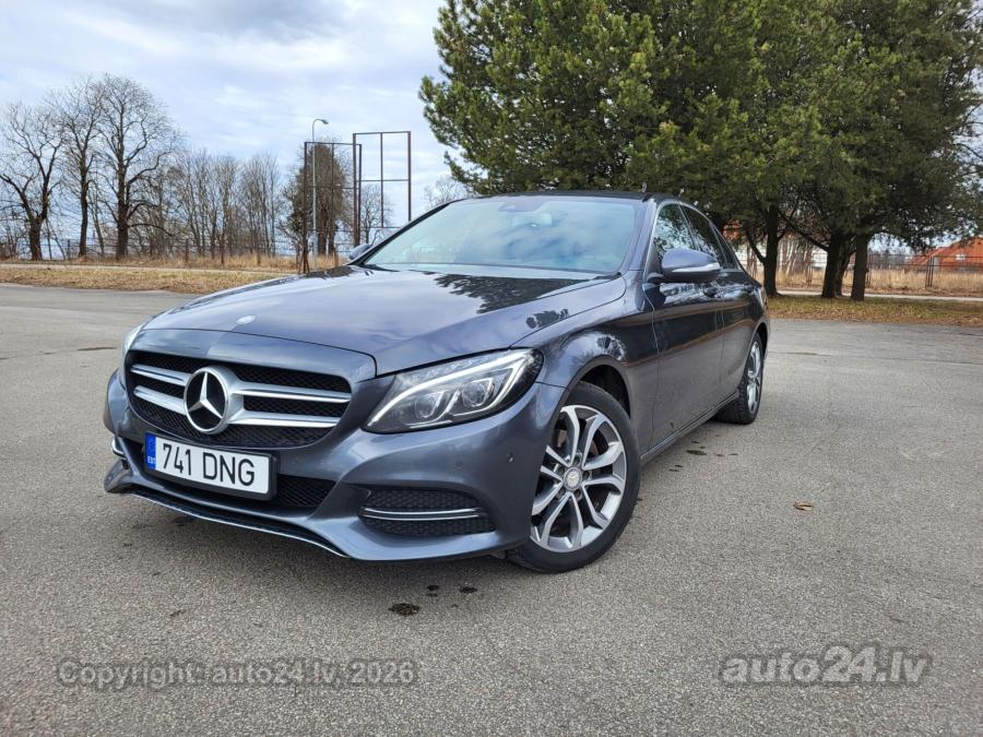 Grey Mercedes-Benz C-Class 2015 in Tallinn, with an engine capacity of 2.00 L and mileage of 192 thousand km for 13700 €, photo 5 on AUTOMOTO.COM.LV
