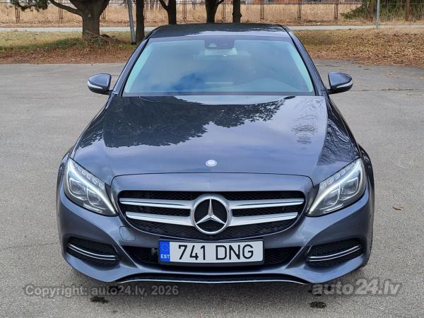 Grey Mercedes-Benz C-Class 2015 in Tallinn, with an engine capacity of 2.00 L and mileage of 192 thousand km for 13700 €, photo 6 on AUTOMOTO.COM.LV