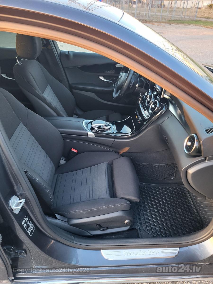 Grey Mercedes-Benz C-Class 2015 in Tallinn, with an engine capacity of 2.00 L and mileage of 192 thousand km for 13700 €, photo 13 on AUTOMOTO.COM.LV