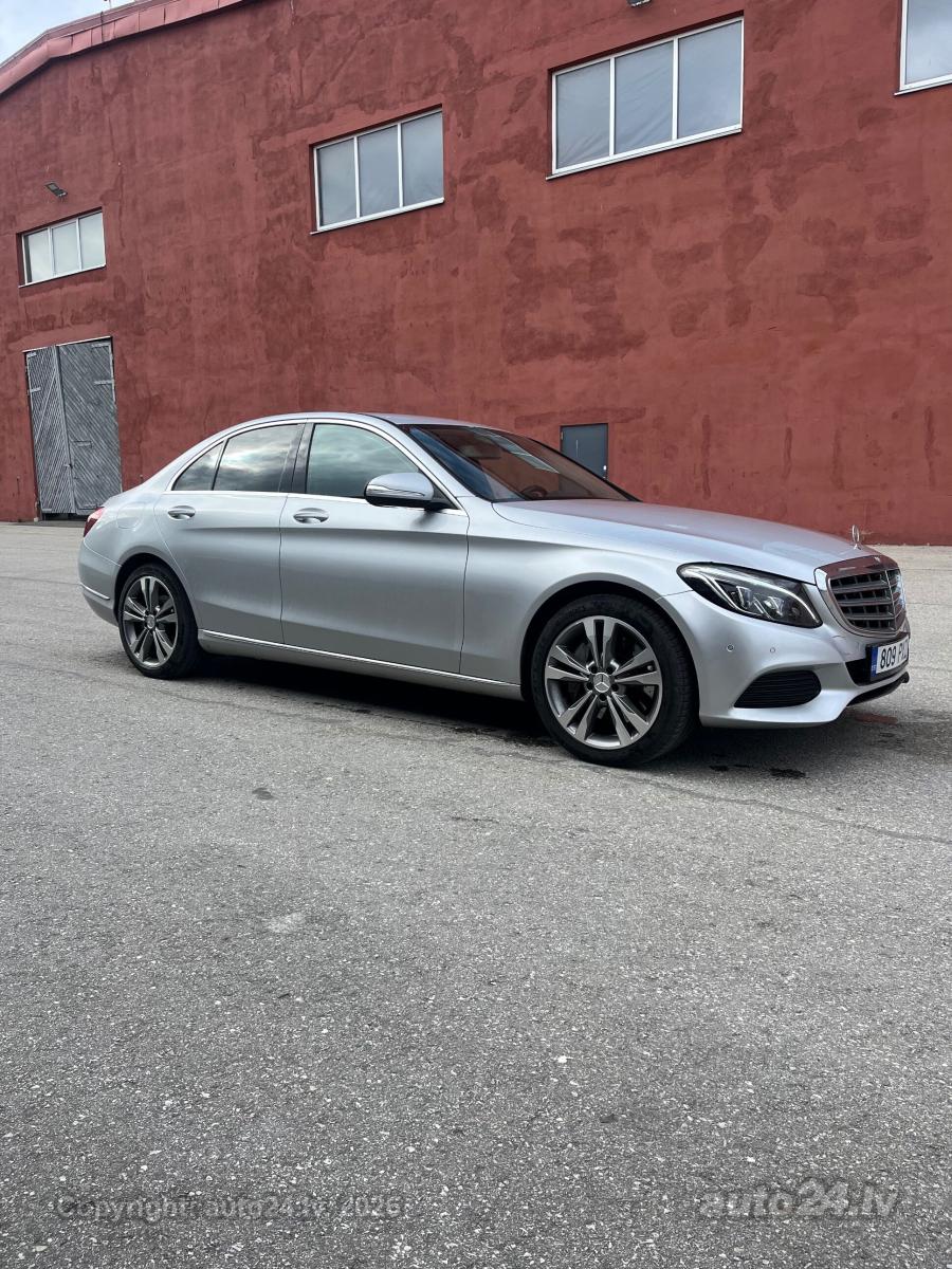 Pelēks Mercedes-Benz C-Class 2015 Tartu, ar dzinēja tilpumu 2.00 L un nobraukumu 329 tūkst. km par 12500 €, foto 5 vietnē AUTOMOTO.COM.LV