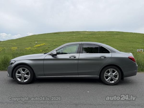 Pelēks Mercedes-Benz C-Class 2015 Tallina, ar dzinēja tilpumu 1.60 L un nobraukumu 133 tūkst. km par 14500 €, foto 5 vietnē AUTOMOTO.COM.LV