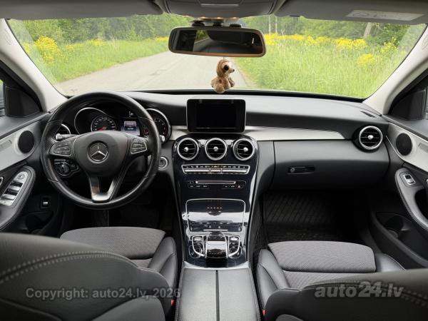Pelēks Mercedes-Benz C-Class 2015 Tallina, ar dzinēja tilpumu 1.60 L un nobraukumu 133 tūkst. km par 14500 €, foto 6 vietnē AUTOMOTO.COM.LV
