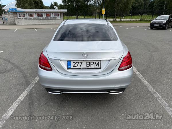 Grey Mercedes-Benz C-Class 2015 in Tallinn, with an engine capacity of 1.60 L and mileage of 149 thousand km for 15000 €, photo 4 on AUTOMOTO.COM.LV