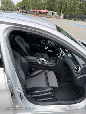 Grey Mercedes-Benz C-Class 2015 in Tallinn, with an engine capacity of 1.60 L and mileage of 149 thousand km for 15000 €, photo 6 on AUTOMOTO.COM.LV