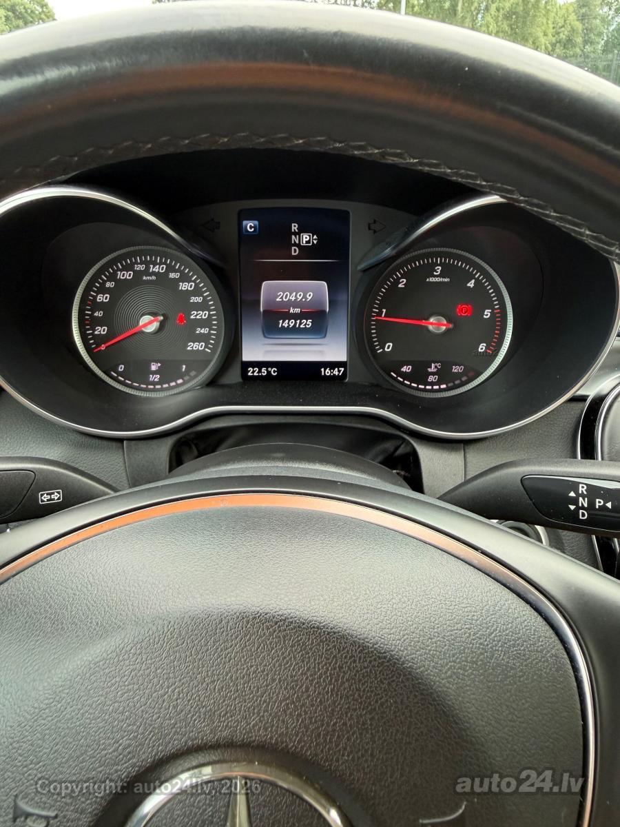 Grey Mercedes-Benz C-Class 2015 in Tallinn, with an engine capacity of 1.60 L and mileage of 149 thousand km for 15000 €, photo 9 on AUTOMOTO.COM.LV