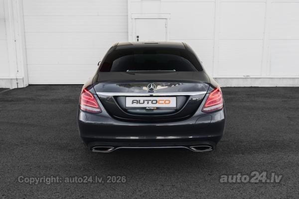 Mercedes-Benz C-Class 2015 in Tallinn on AUTOMOTO.COM.LV Grey Mercedes-Benz C-Class 2015 in Tallinn, with an engine capacity of 2.00 L and mileage of 236 thousand km for 13499 €, photo 8 on AUTOMOTO.COM.LV