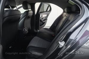 Pelēks Mercedes-Benz C-Class 2015 Tallina, ar dzinēja tilpumu 2.00 L un nobraukumu 236 tūkst. km par 13499 €, foto 15 vietnē AUTOMOTO.COM.LV