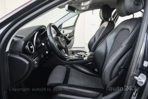 Pelēks Mercedes-Benz C-Class 2015 Tallina, ar dzinēja tilpumu 2.00 L un nobraukumu 236 tūkst. km par 13499 €, foto 16 vietnē AUTOMOTO.COM.LV