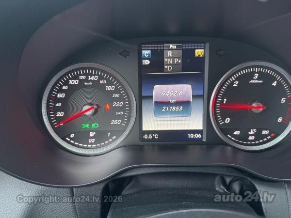 Grey Mercedes-Benz C-Class 2016 in Tallinn, with an engine capacity of 2.10 L and mileage of 212 thousand km for 15900 €, photo 11 on AUTOMOTO.COM.LV