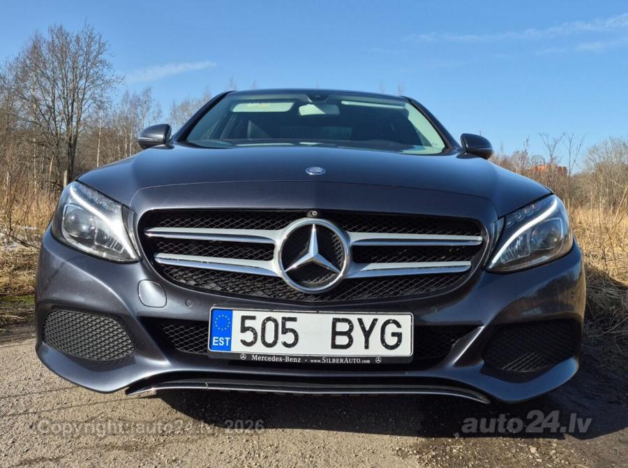 Grey Mercedes-Benz C-Class 2016 in Tallinn, with an engine capacity of 2.10 L and mileage of 186 thousand km for 15500 €, photo 3 on AUTOMOTO.COM.LV