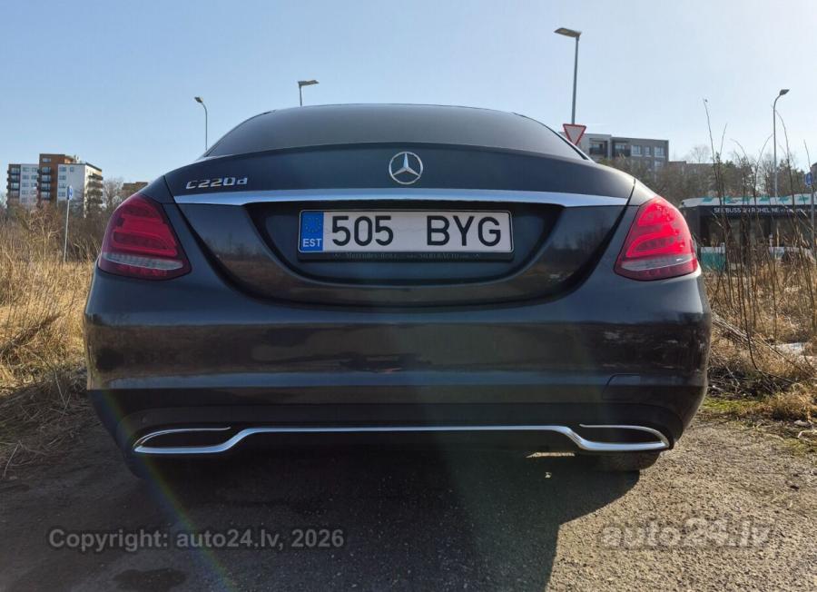 Grey Mercedes-Benz C-Class 2016 in Tallinn, with an engine capacity of 2.10 L and mileage of 186 thousand km for 15500 €, photo 6 on AUTOMOTO.COM.LV