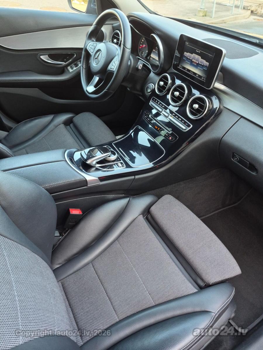 Grey Mercedes-Benz C-Class 2016 in Tallinn, with an engine capacity of 2.10 L and mileage of 186 thousand km for 15500 €, photo 13 on AUTOMOTO.COM.LV