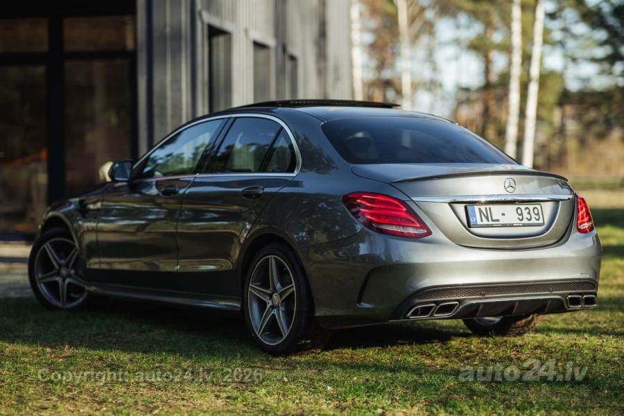 Grey Mercedes-Benz C-Class 2016 in Riga, with an engine capacity of 1.60 L and mileage of 119 thousand km for 29500 €, photo 1 on AUTOMOTO.COM.LV