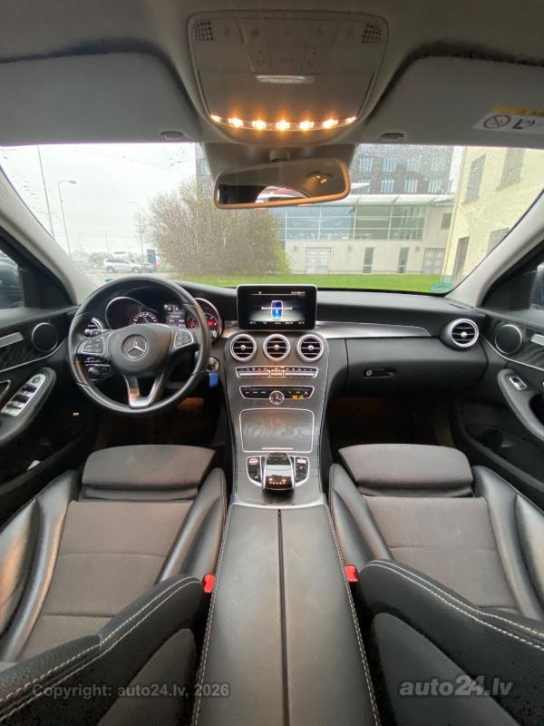 Grey Mercedes-Benz C-Class 2016 in Tallinn, with an engine capacity of 2.10 L and mileage of 160 thousand km for 19900 €, photo 10 on AUTOMOTO.COM.LV
