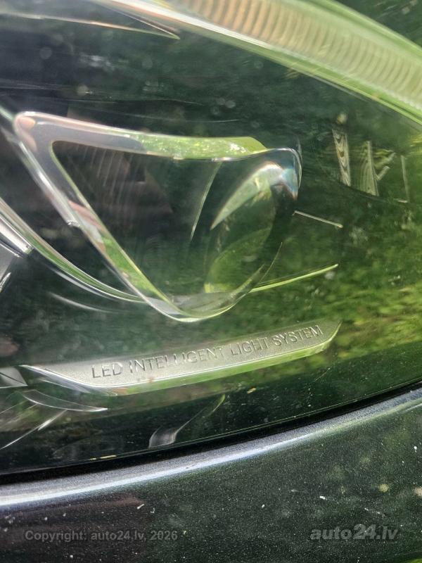 Grey Mercedes-Benz C-Class 2016 in Tallinn, with an engine capacity of 0.00 L and mileage of 176 thousand km for 14700 €, photo 10 on AUTOMOTO.COM.LV