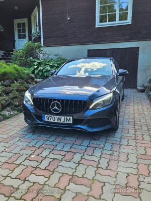 Pelēks Mercedes-Benz C-Class 2016 Tallina, ar dzinēja tilpumu 0.00 L un nobraukumu 176 tūkst. km par 14700 €, foto 3 vietnē AUTOMOTO.COM.LV
