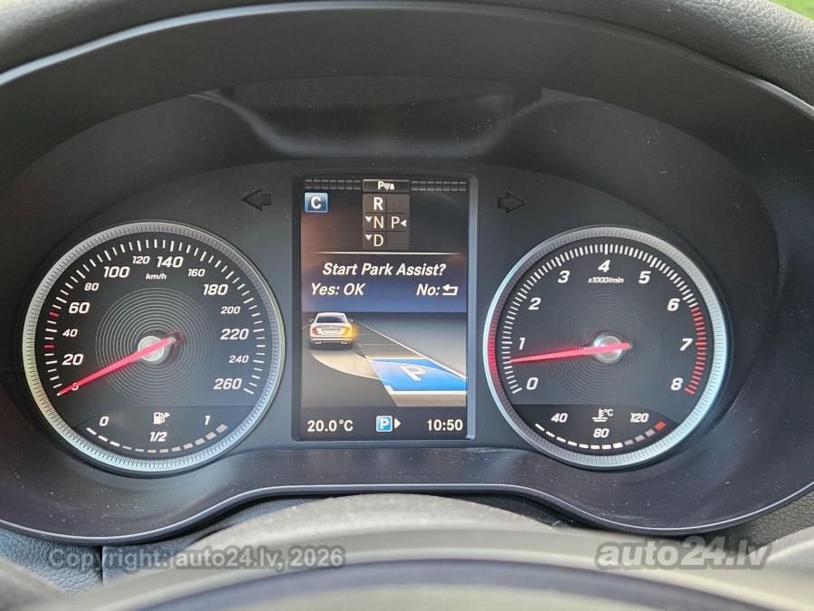 Pelēks Mercedes-Benz C-Class 2016 Tallina, ar dzinēja tilpumu 0.00 L un nobraukumu 176 tūkst. km par 14700 €, foto 6 vietnē AUTOMOTO.COM.LV