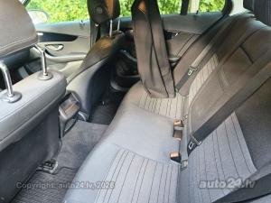 Pelēks Mercedes-Benz C-Class 2016 Tallina, ar dzinēja tilpumu 0.00 L un nobraukumu 176 tūkst. km par 14700 €, foto 9 vietnē AUTOMOTO.COM.LV