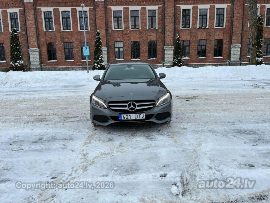 Pelēks Mercedes-Benz C-Class 2018 Tallina, ar dzinēja tilpumu 2.10 L un nobraukumu 224 tūkst. km par 16999 €, foto 1 vietnē AUTOMOTO.COM.LV