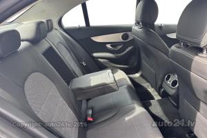Pelēks Mercedes-Benz C-Class 2019 Pērnava, ar dzinēja tilpumu 1.50 L un nobraukumu 99 tūkst. km par 22400 €, foto 13 vietnē AUTOMOTO.COM.LV