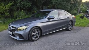 Grey Mercedes-Benz C-Class 2019 in Tallinn, with an engine capacity of 1.60 L and mileage of 175 thousand km for 17990 €, photo 4 on AUTOMOTO.COM.LV