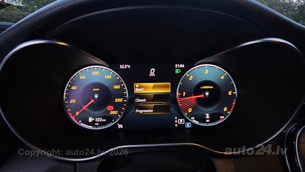 Grey Mercedes-Benz C-Class 2019 in Tallinn, with an engine capacity of 1.60 L and mileage of 175 thousand km for 17990 €, photo 10 on AUTOMOTO.COM.LV