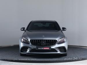 Grey Mercedes-Benz C-Class 2019 in Tallinn, with an engine capacity of 1.60 L and mileage of 139 thousand km for 27900 €, photo 3 on AUTOMOTO.COM.LV