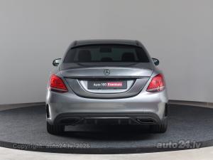 Grey Mercedes-Benz C-Class 2019 in Tallinn, with an engine capacity of 1.60 L and mileage of 139 thousand km for 27900 €, photo 7 on AUTOMOTO.COM.LV
