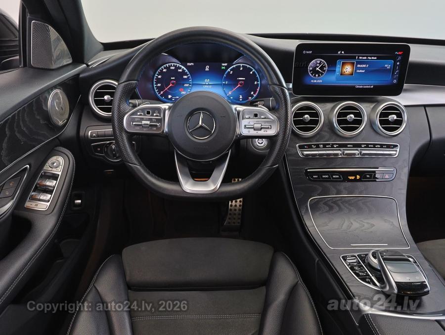 Grey Mercedes-Benz C-Class 2019 in Tallinn, with an engine capacity of 1.60 L and mileage of 139 thousand km for 27900 €, photo 15 on AUTOMOTO.COM.LV