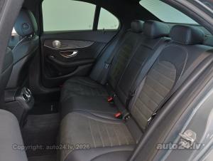 Grey Mercedes-Benz C-Class 2019 in Tallinn, with an engine capacity of 1.60 L and mileage of 139 thousand km for 27900 €, photo 21 on AUTOMOTO.COM.LV